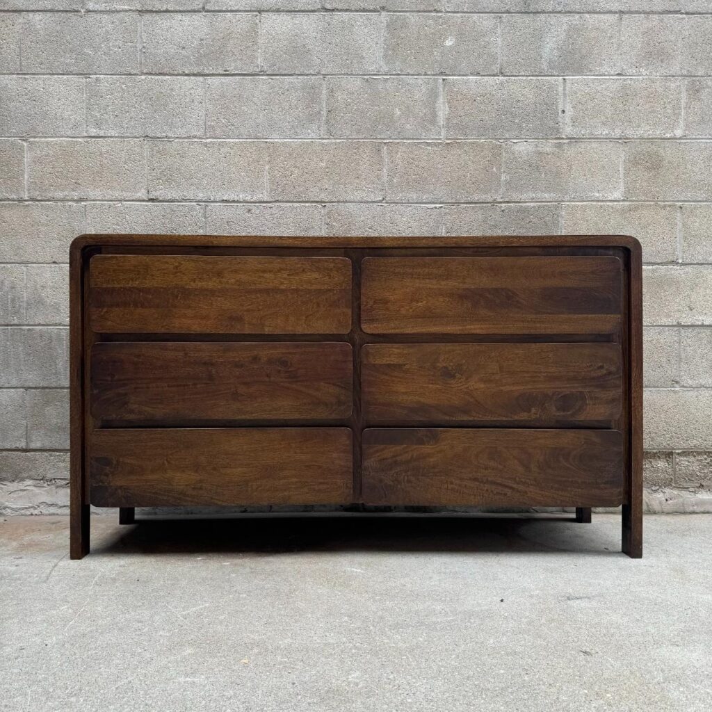 New Arrivals - Nadeau Chicago