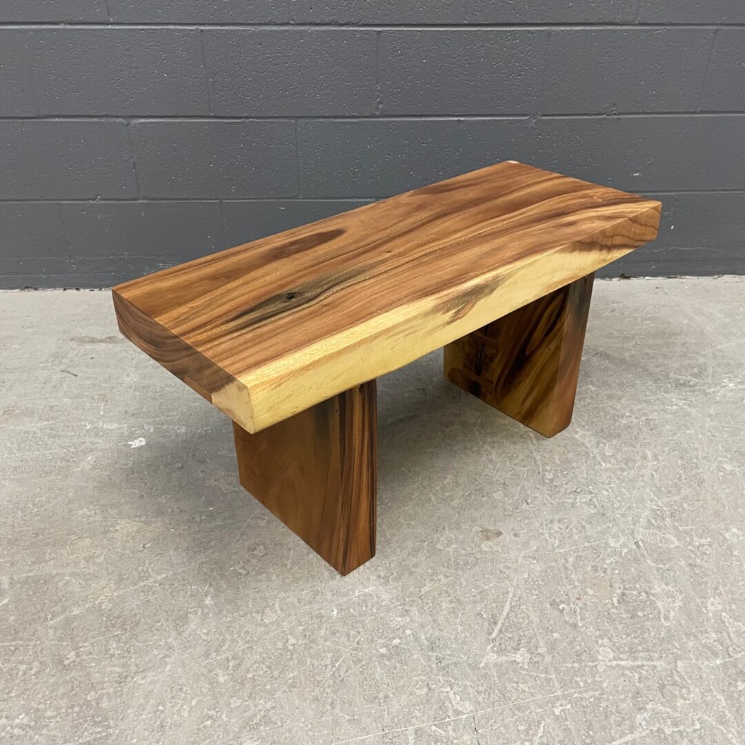 New Arrivals - Nadeau Chicago