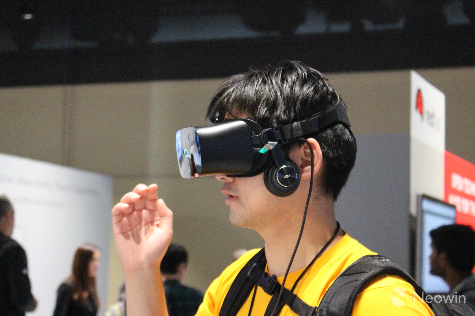 3Glasses' Windows Mixed Reality headset pre-orders open, from $399 with ...