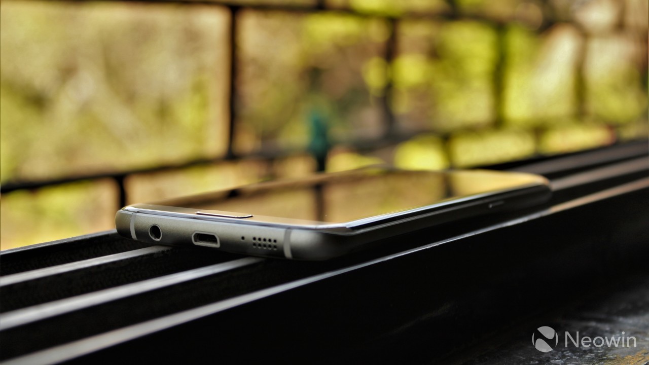 Bluboo Edge review: A curved screen gimmick on an entry-level ...