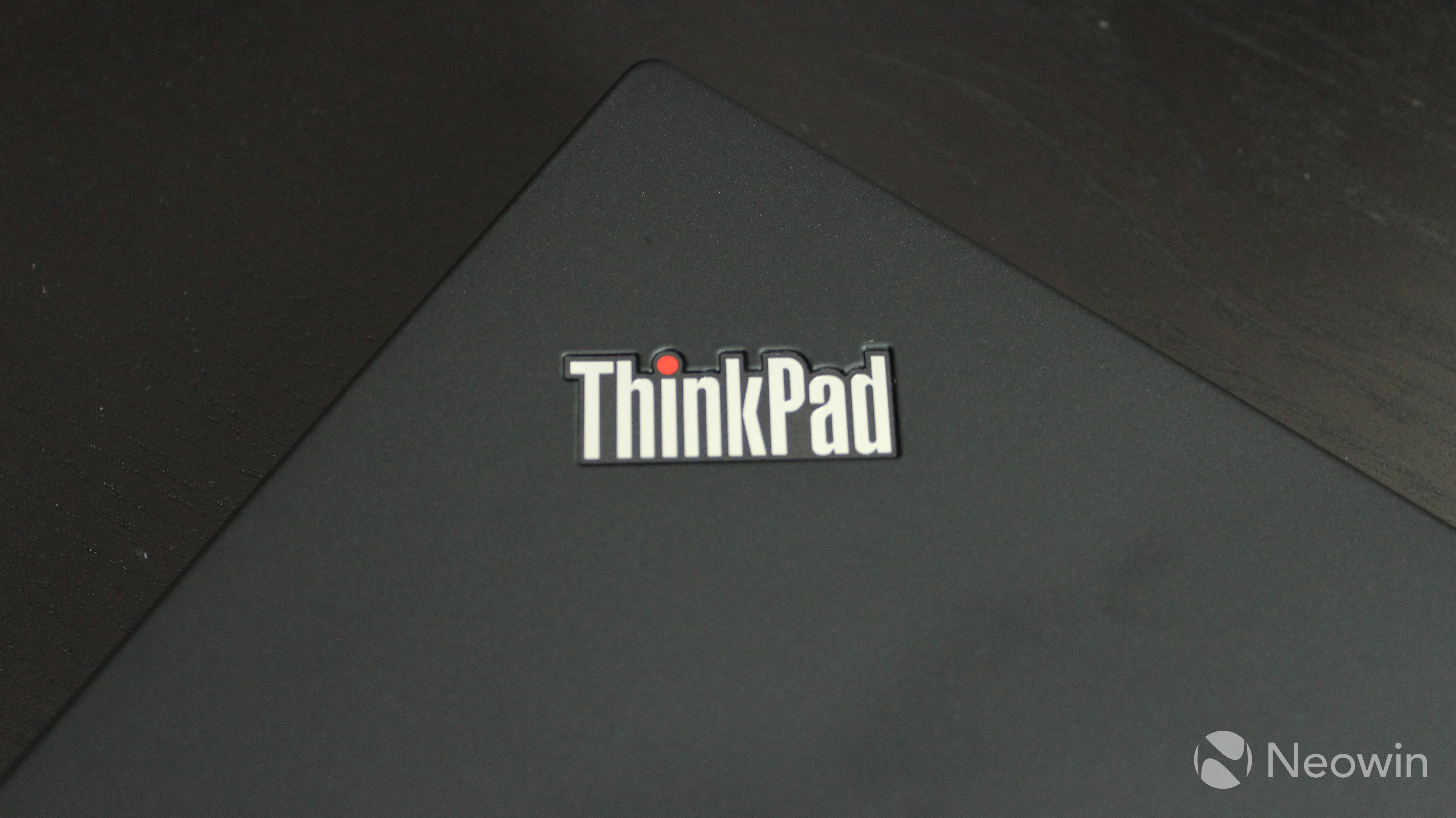 Lenovo ThinkPad X1 Yoga with OLED display unboxing and first ...