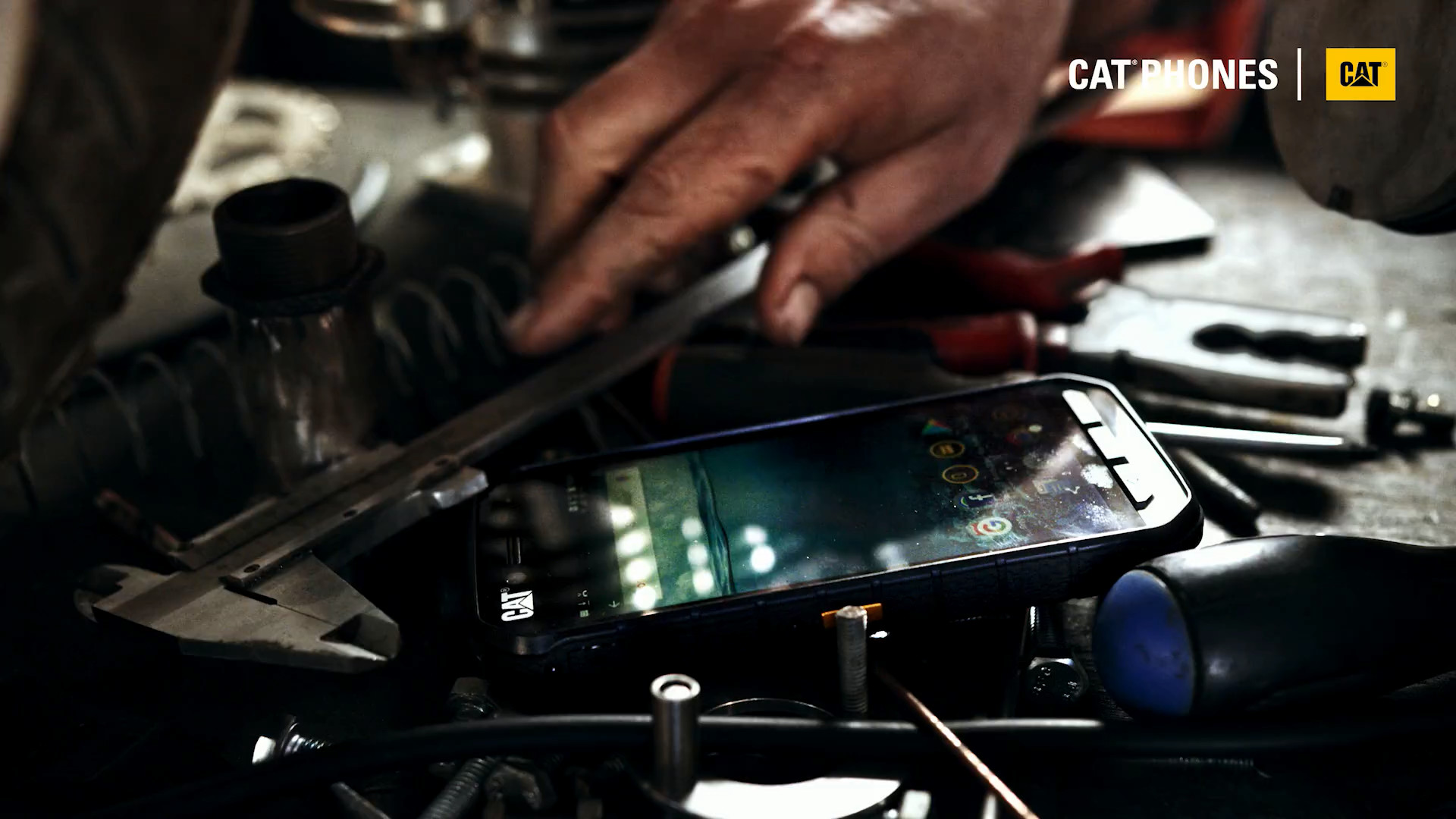 Caterpillar unveils two affordable rugged handsets - Neowin