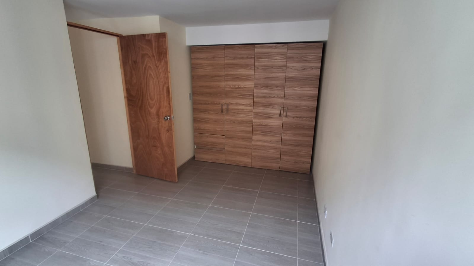 Apartamento en arriendo en Fontibón El Povernir, Fontibon, Bogotá ...