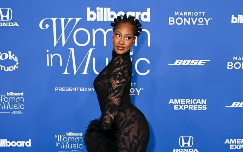 An Upclose Look at Tems’ Afrocentric Charm at the 2024 Billboard Women ...
