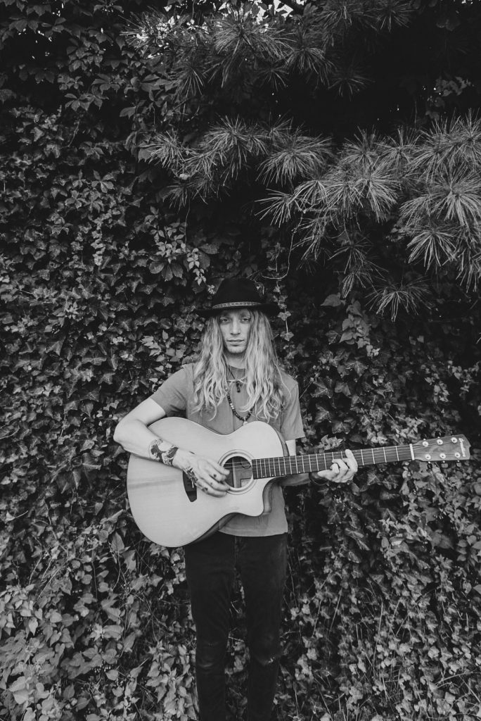 The Quiet Riders / Chestnut Grove / Hunter Root – Zoetropolis Theatre