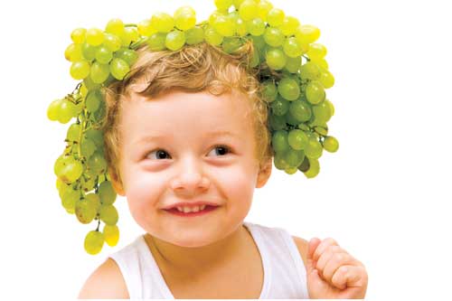 Dancing Grapes: A Simple Science Experiment for Bubbly Fun - NJ Family