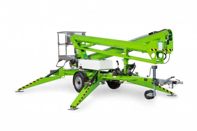 50' Tow Behind Man Lift | Andy's Taylor True Value Rental