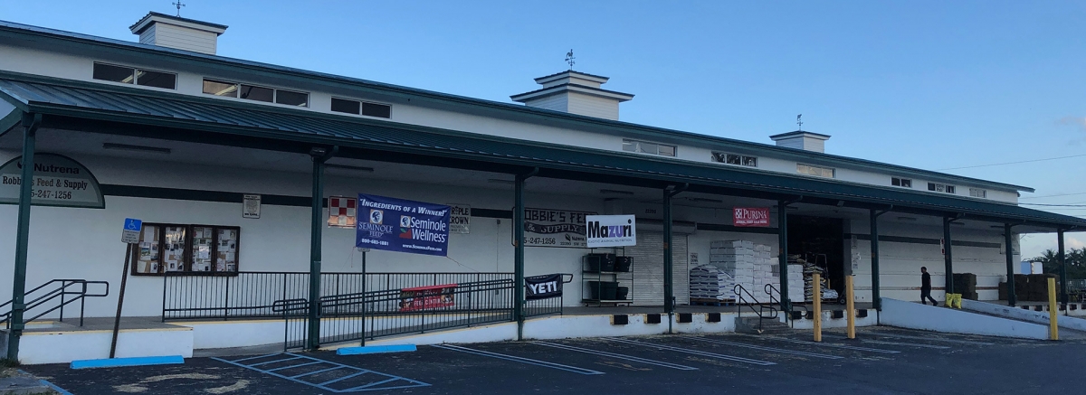 Robbie's Feed & Supply | Your Family-Operated Feed & Supply Store ...