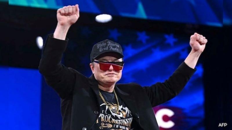 NRIPage | Articles | Errol Musk Questions Elon Musk’s Political Future ...