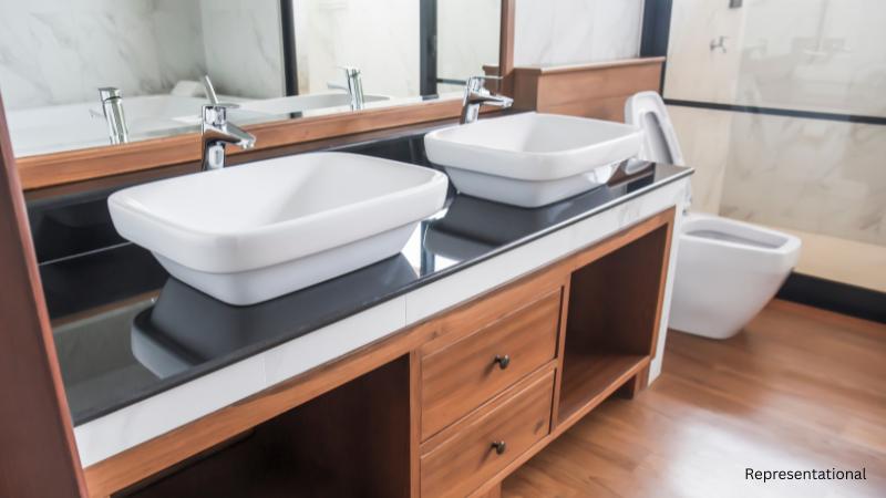 NRIPage | Articles | North Texas Restaurant Restroom Competes For ...