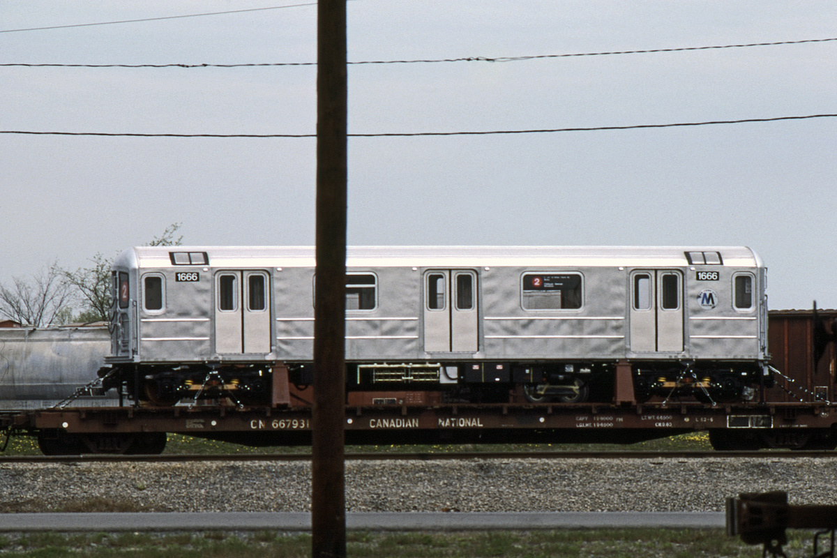 Images of trains from the side? : r/nycrail