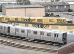www.nycsubway.org: R-110 New Technology Test Program