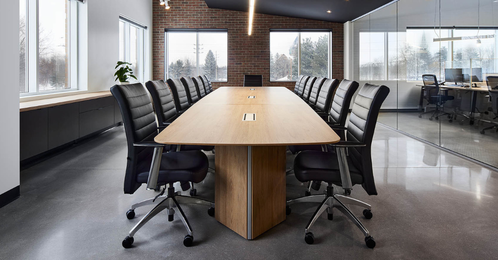 Table de Conférence Take Off par Artopex - Oburo