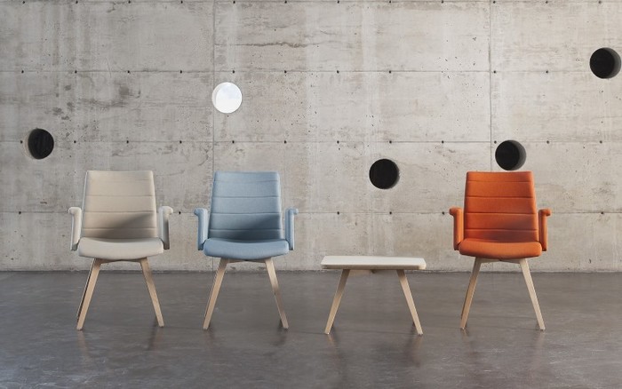 Spyder Conference Chair by Rouillard - Oburo