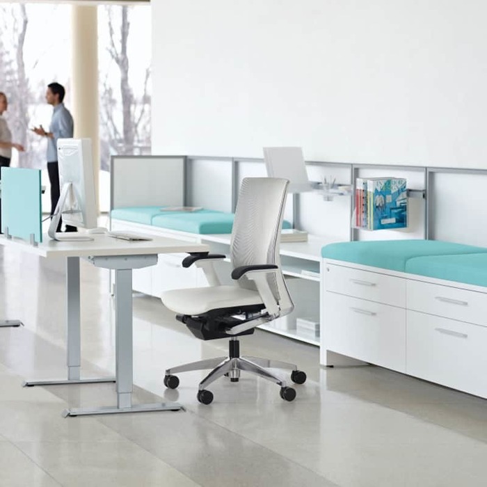 Foli adjustable table by Global Furniture - Oburo