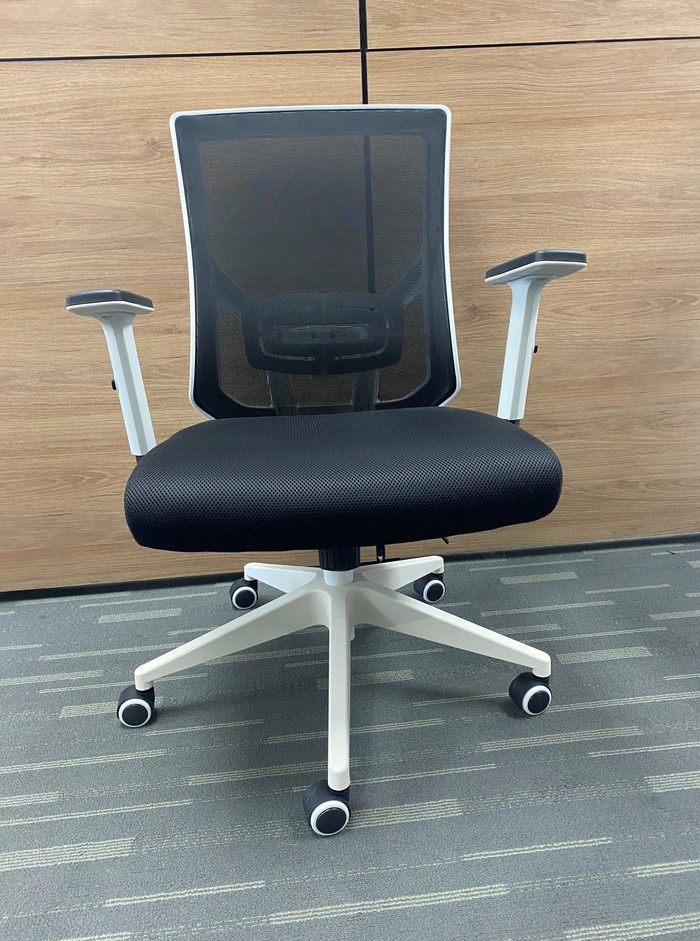 Chair collection Jade by CB - Oburo