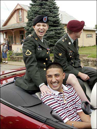 Pfc. Jessica Lynch receives hero’s welcome | News, Sports, Jobs ...
