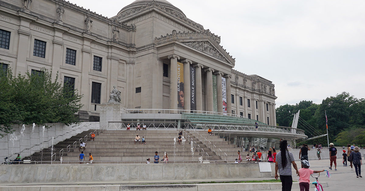 On the Grid : Brooklyn Museum