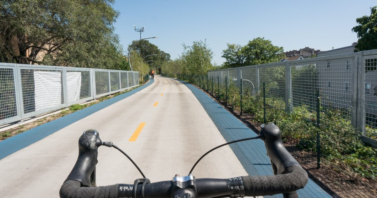 On the Grid : 606 Trail