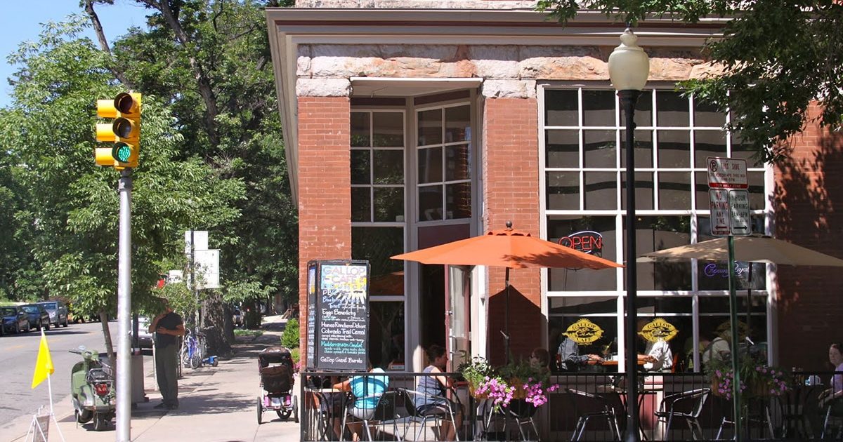 On the Grid : Gallop Café