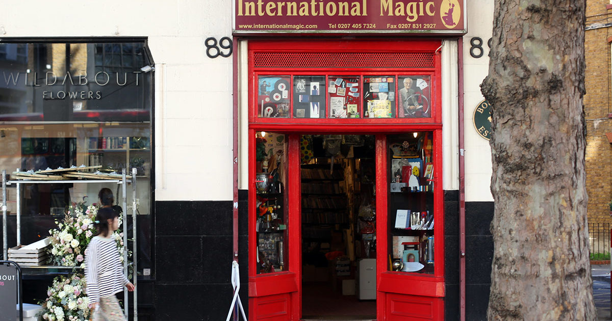 On the Grid : International Magic Shop