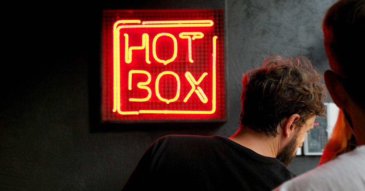 On the Grid : Hotbox