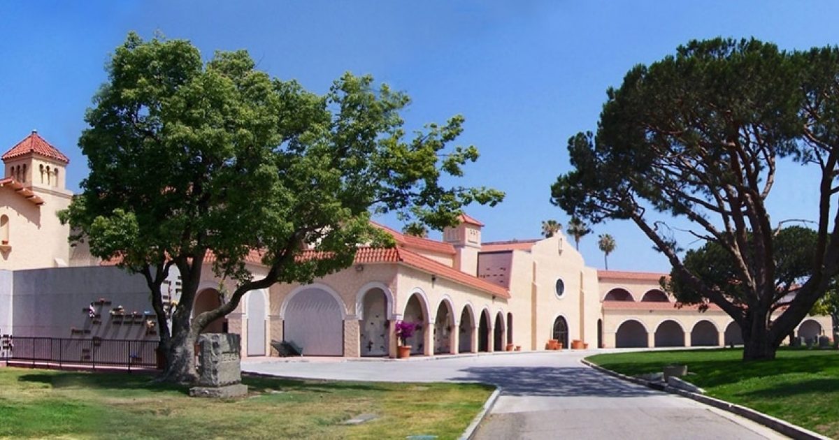 On the Grid : Inglewood Park Cemetery