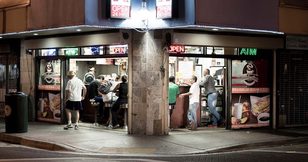 On the Grid : Manolo & Rene Cafeteria