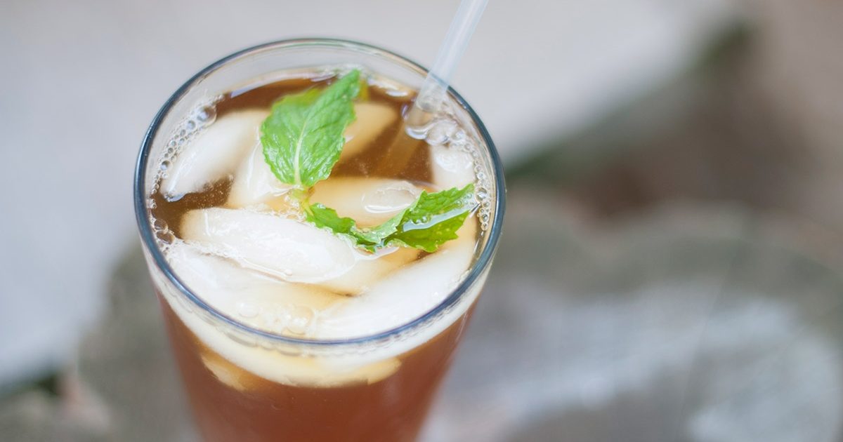 On the Grid : The Random Tea Room & Curiosity Shop