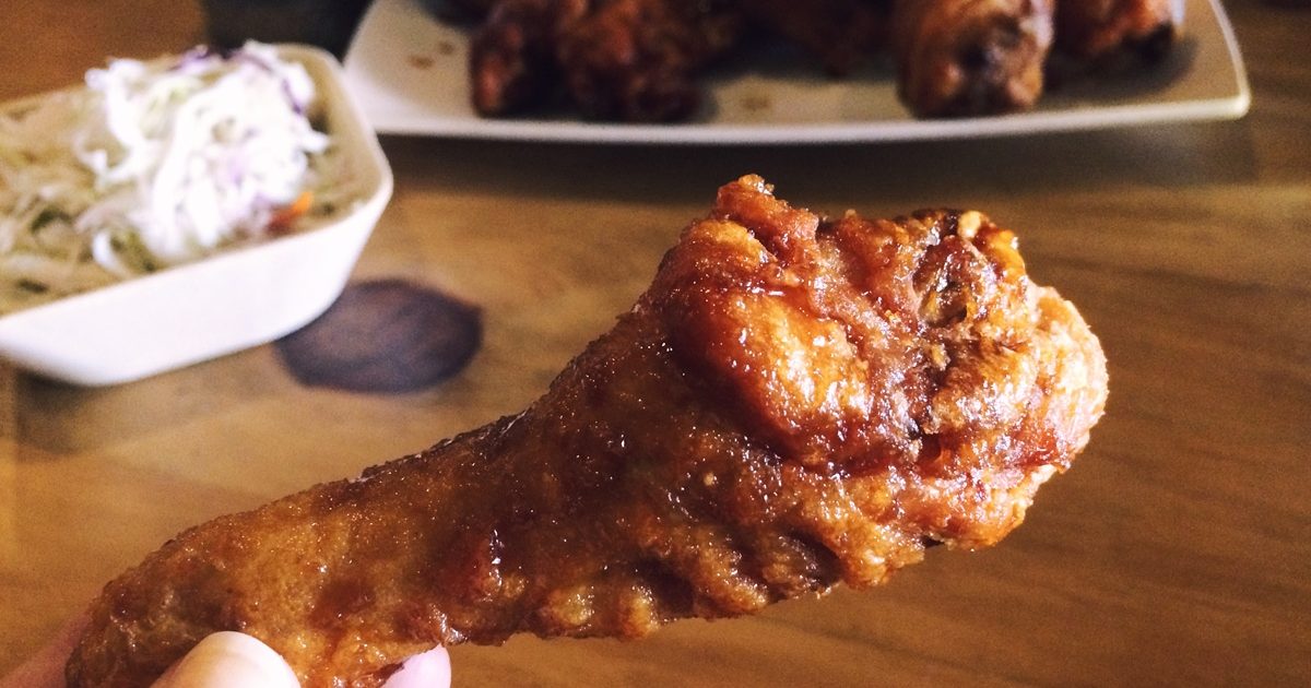 On the Grid : UFC (Unidentified Flying Chickens)