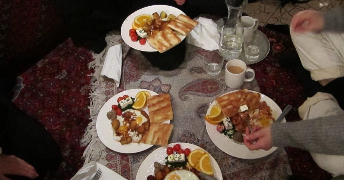 On the Grid : Tavoos