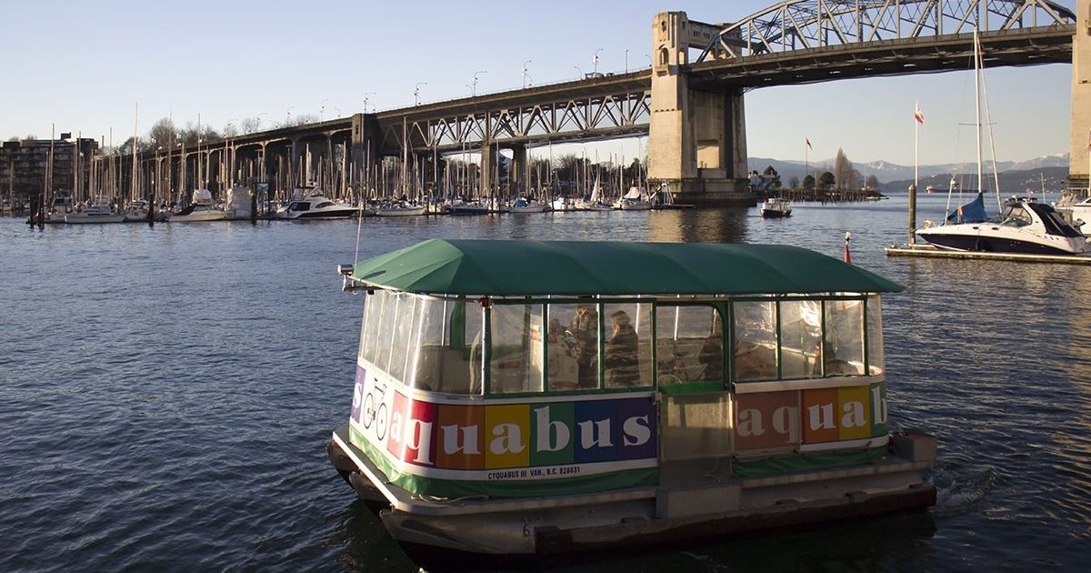 On the Grid : Aqua Bus