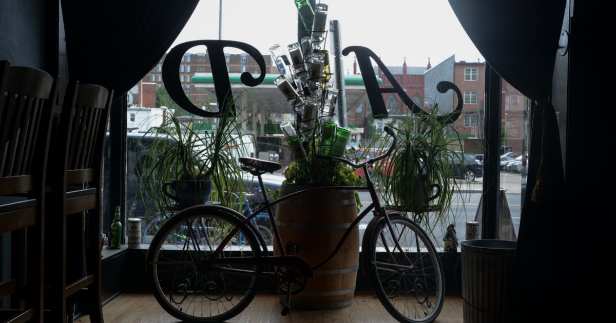 On the Grid : A&D Bar