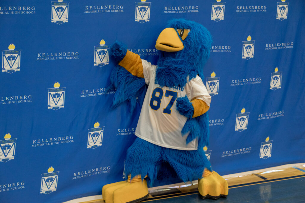 Thousands Visit for Annual Open House – Kellenberg Memorial High School