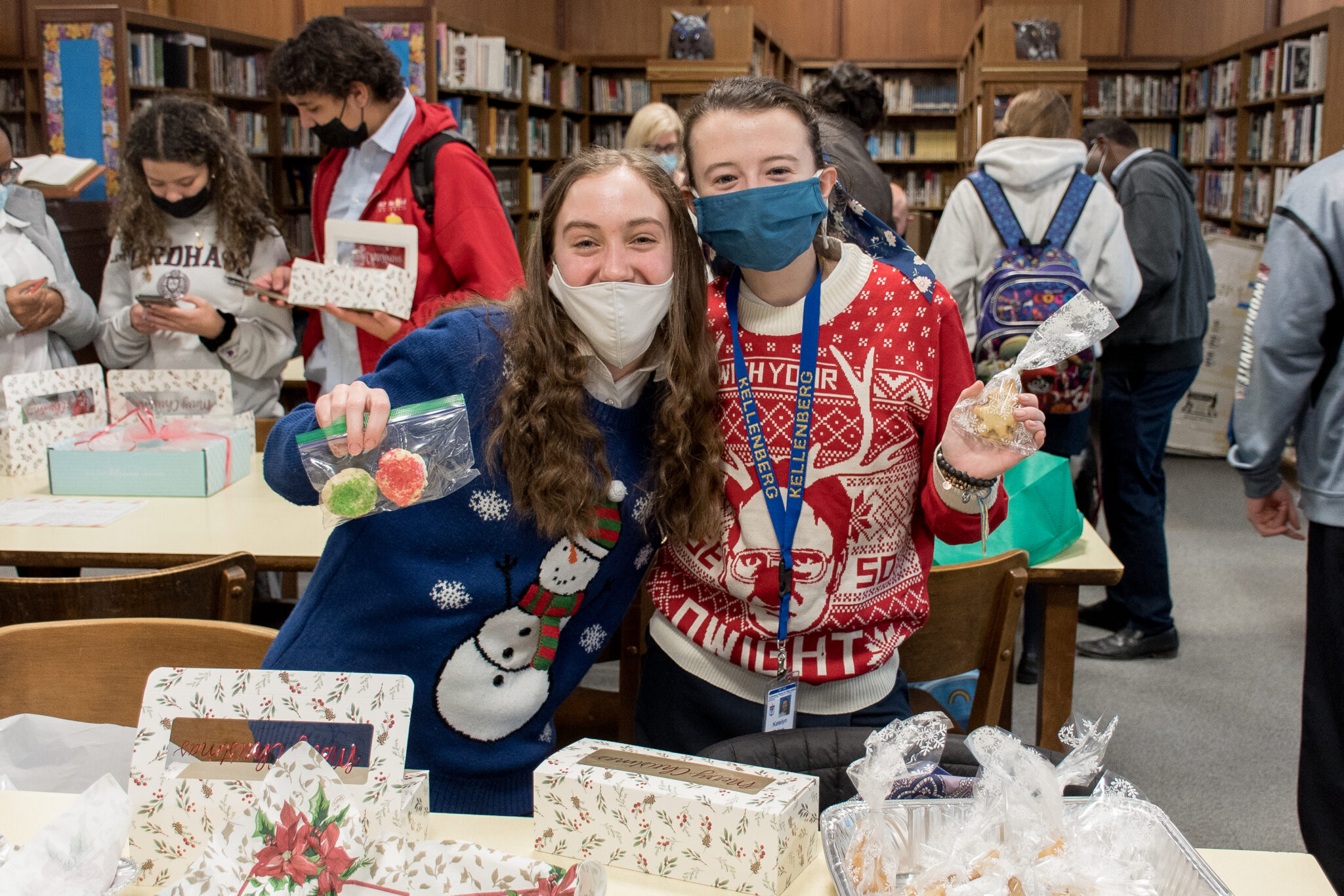 Students Spread Christmas Spirit With Cultural Cookie Exchange ...