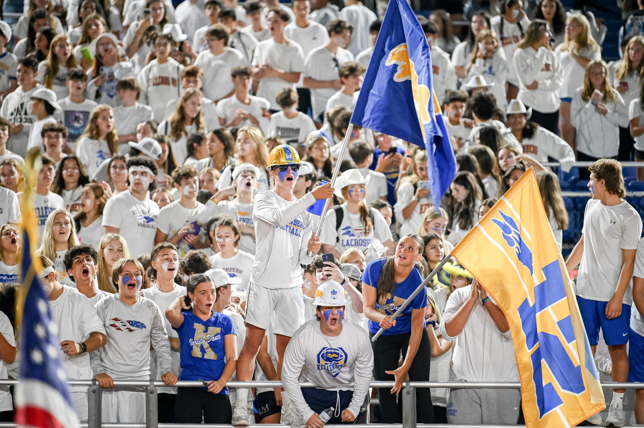 20220910 -Varsity Football Student Section – 036 – Kellenberg Memorial ...