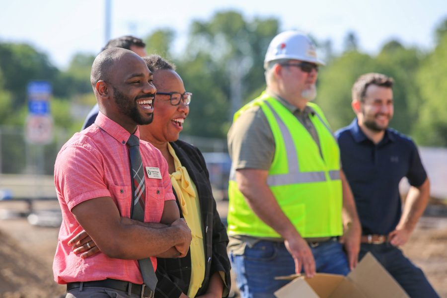 Wehyee finishes term on Falcon Heights Council – Park Bugle