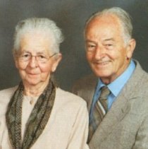 Shelly Tobias's Instagram, Twitter & Facebook on IDCrawl