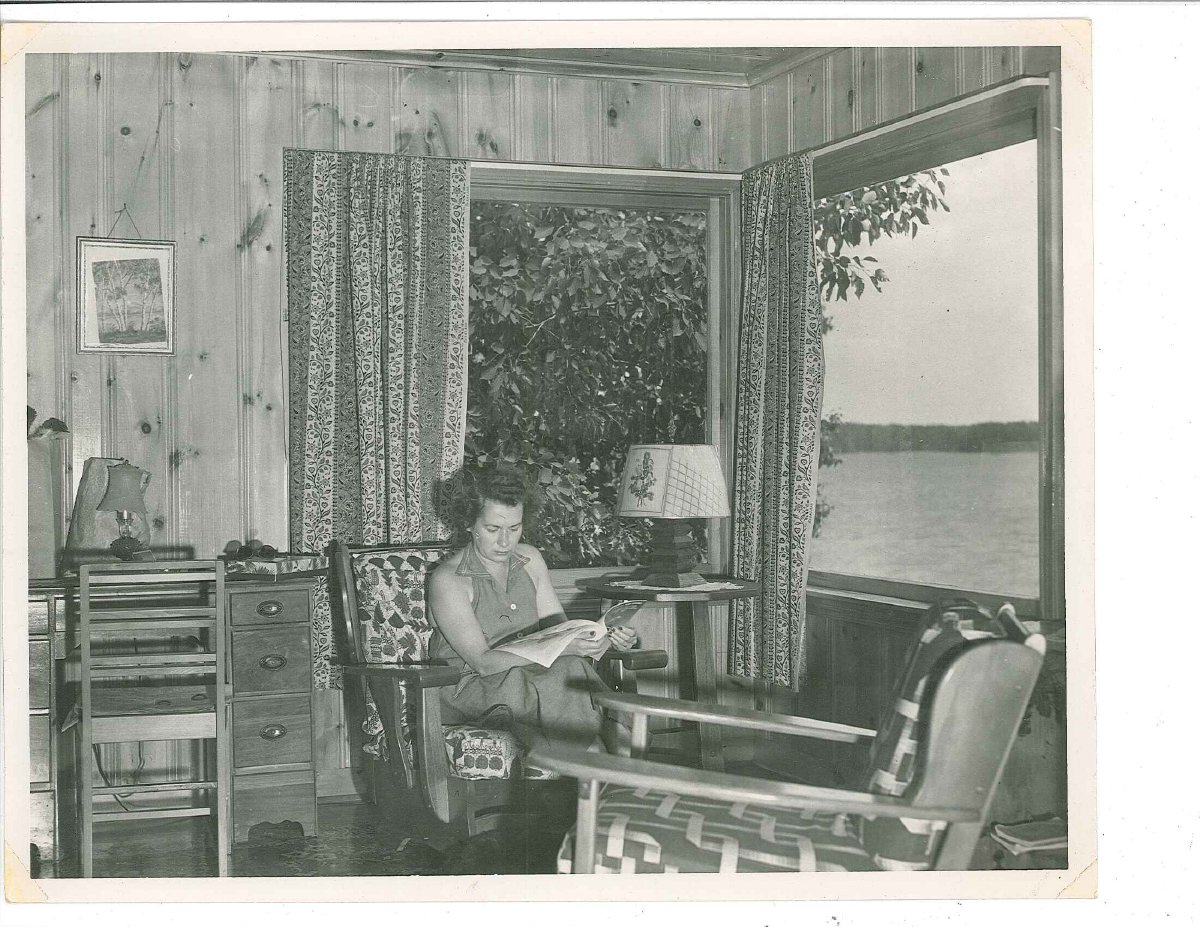 Voss' Breezy Point - Manitowish Waters Historical Society