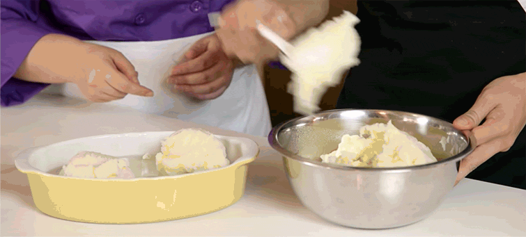 Food Styling Tips for Capturing the Ideal Holiday Meal