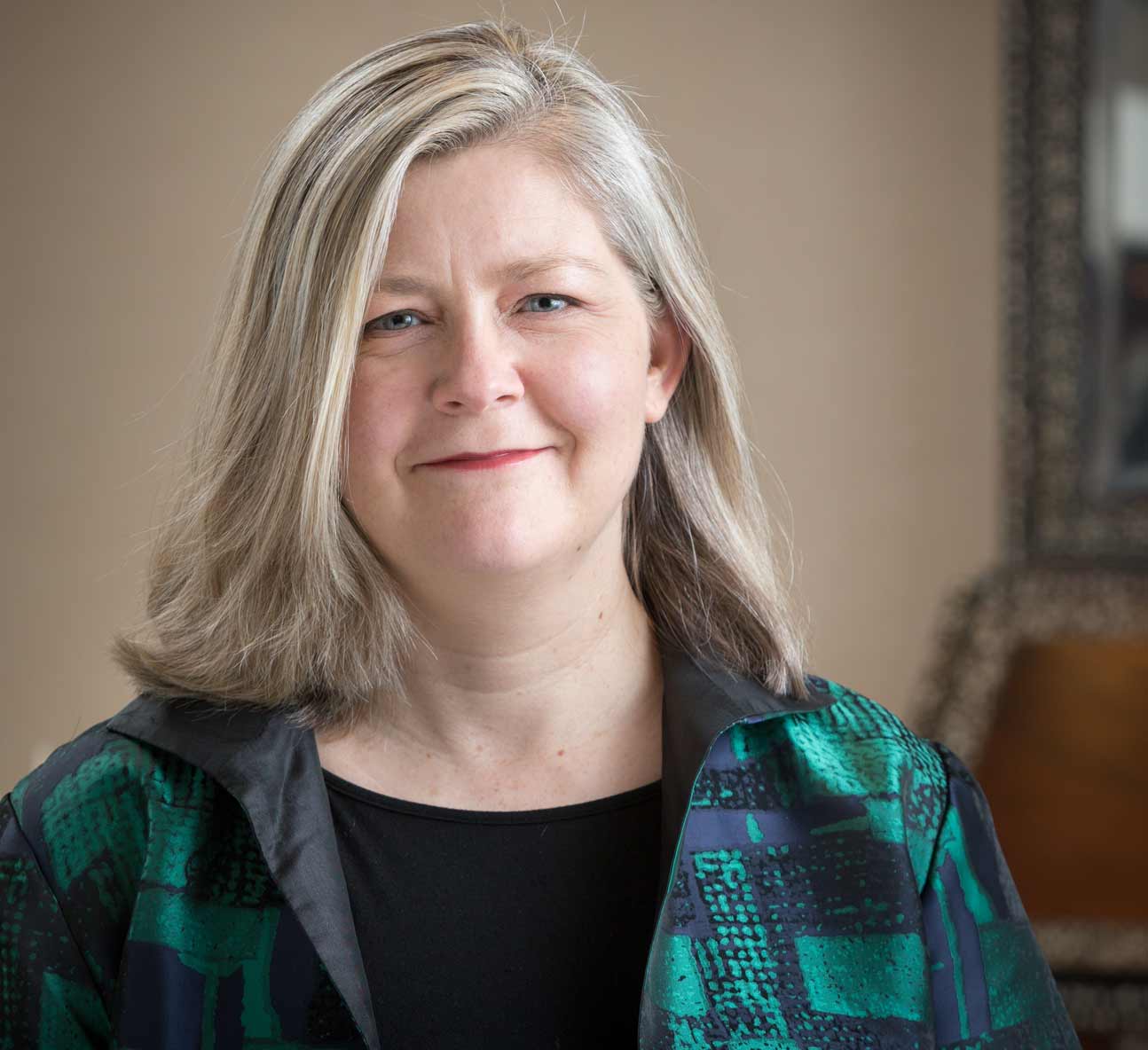 Paula Bradstreet's Instagram, Twitter & Facebook on IDCrawl