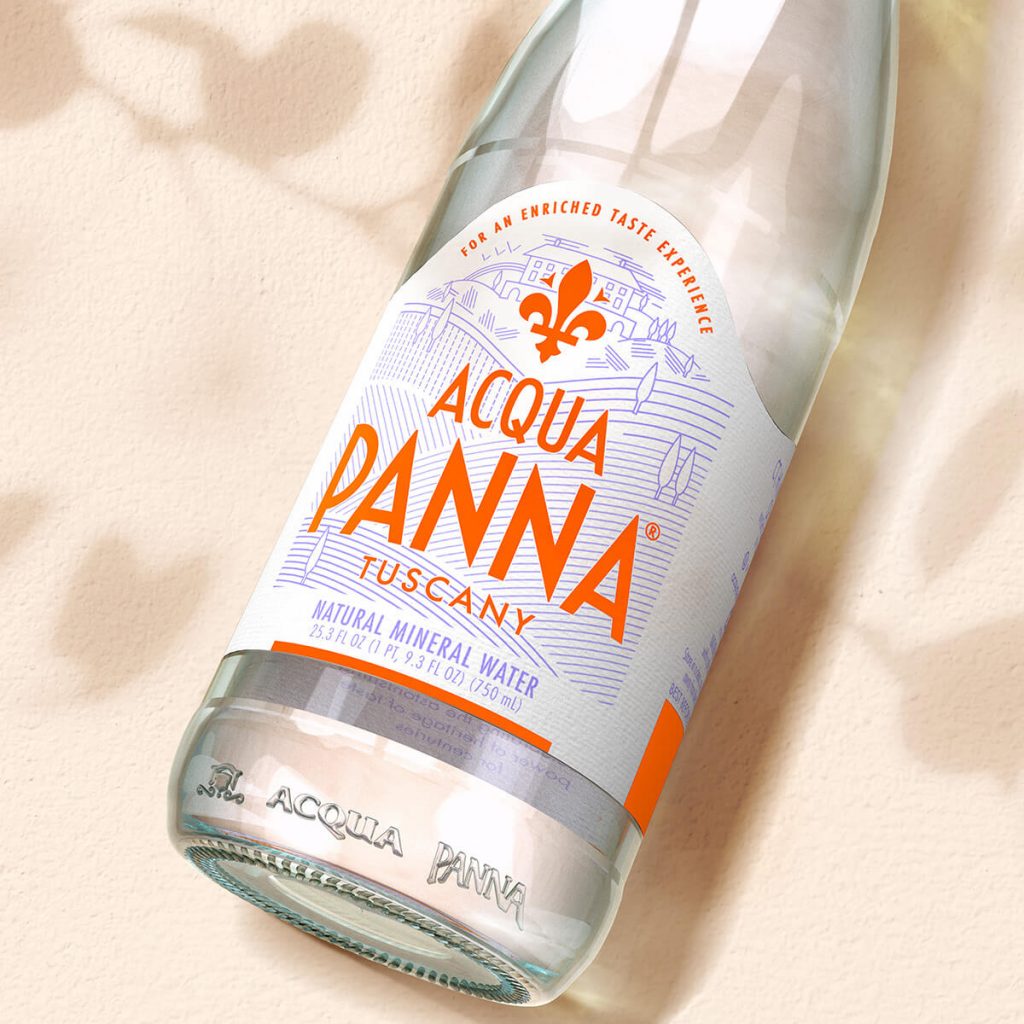 Acqua Panna refreshes the bottle / peopleofdesign