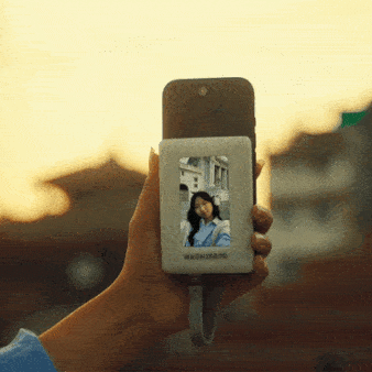 MagMirror 全能創作自拍顯示屏｜配備 補光 X 充電 三合一｜香港首發集購