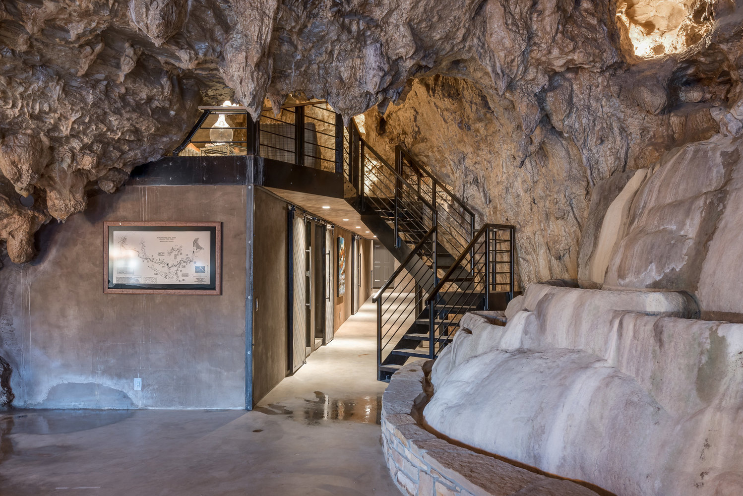 Beckham Creek Cave Lodge, Parthenon, AR, 72666