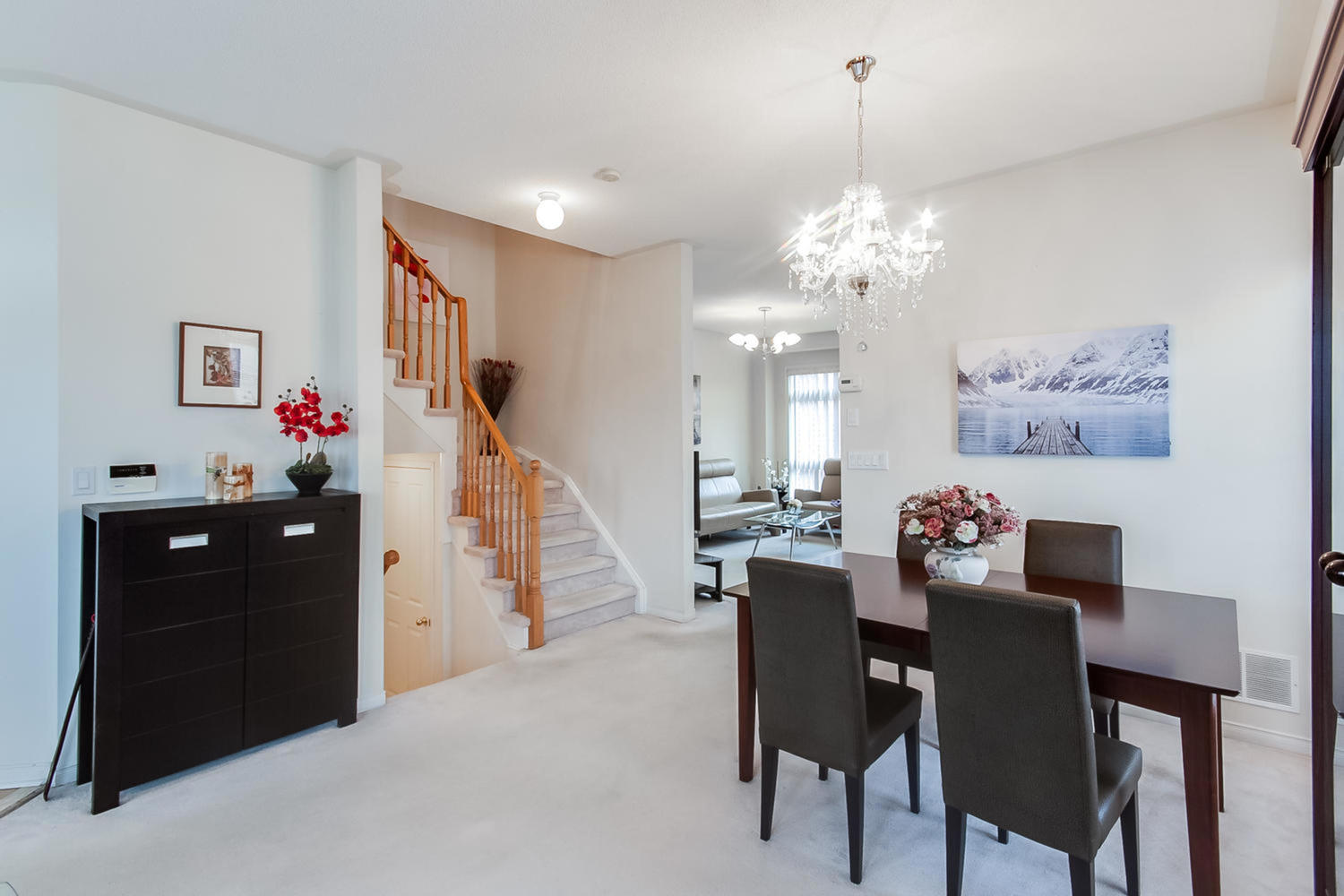 386 The Bridle Walk, Markham, ON, L6C 2L8