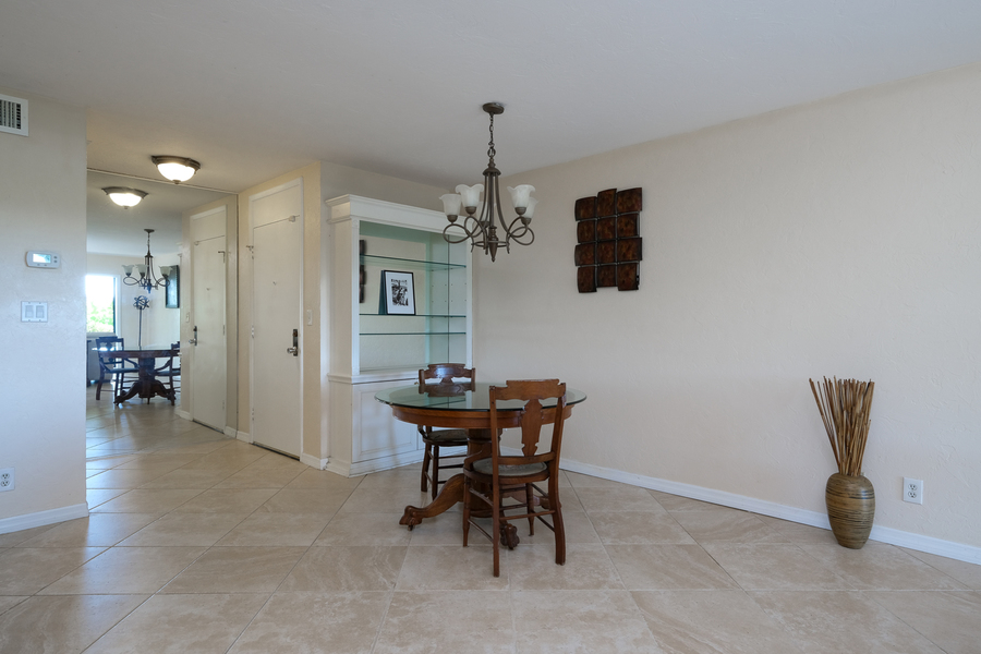 6055 E Peppertree Way - Unit 113, Siesta Key, FL, 34242