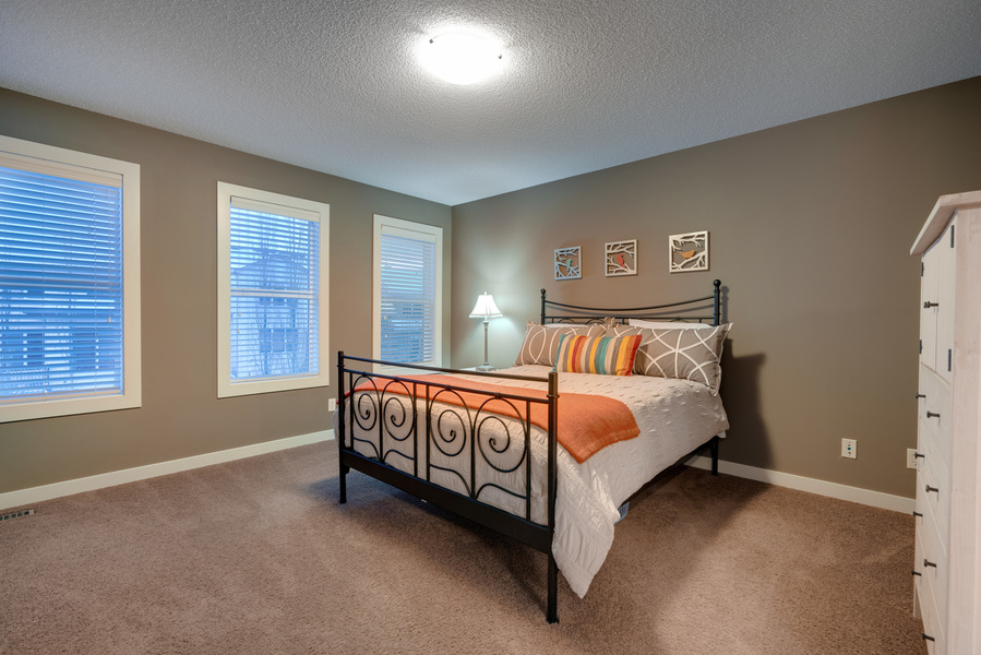 47 Copperleaf Terrace, Calgary, AB, T2Z 0H9