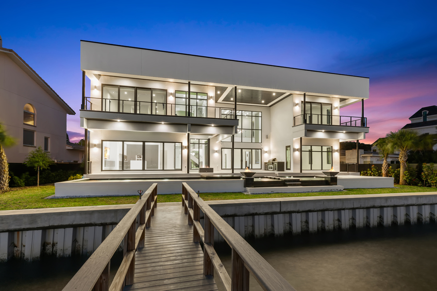 38 SANDPIPER ROAD, TAMPA, FL, 33609