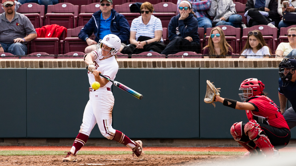 Three-Run Fourth Lifts Eagles Past Visiting UMass Lowell - The Heights