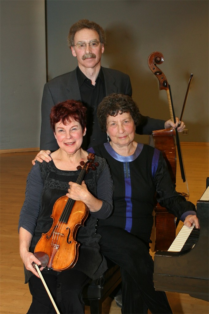 Carol Sindell and Hamilton Cheifetz play Passacaglia - InstantEncore